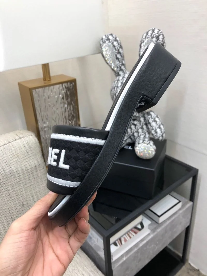 Brand-authenticated Chanel Slippers