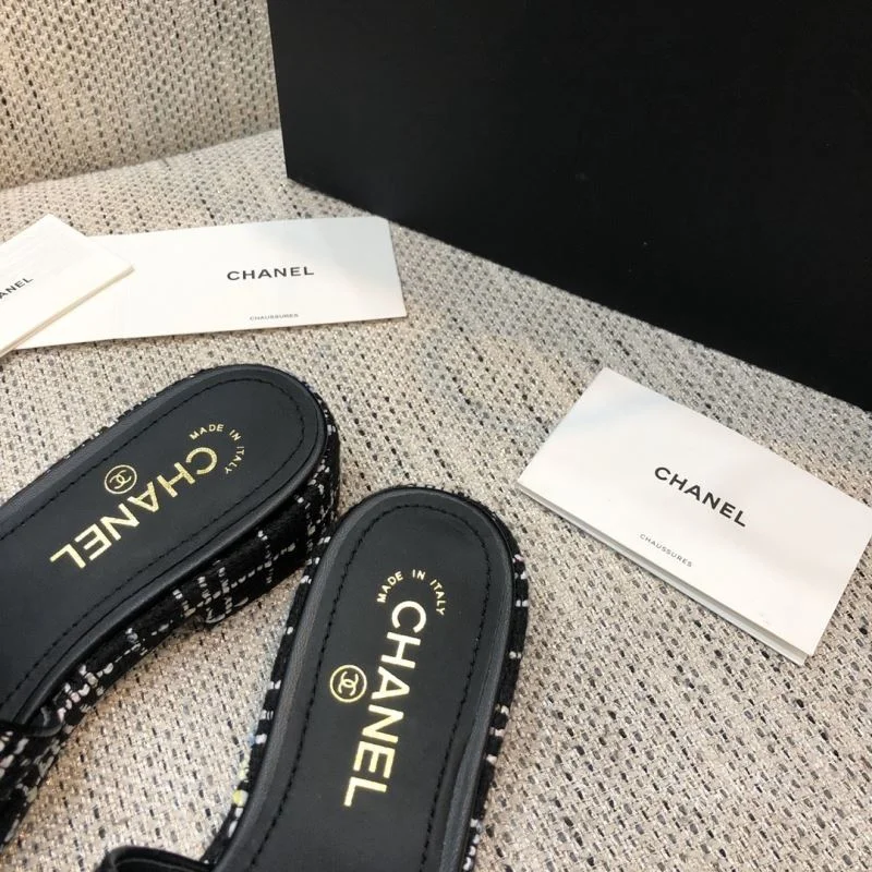 Top match Chanel Slippers