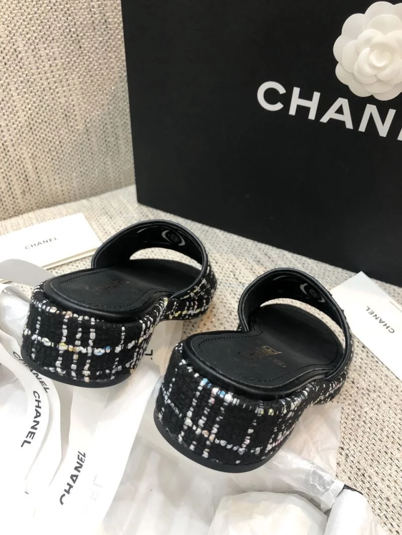 Top match Chanel Slippers