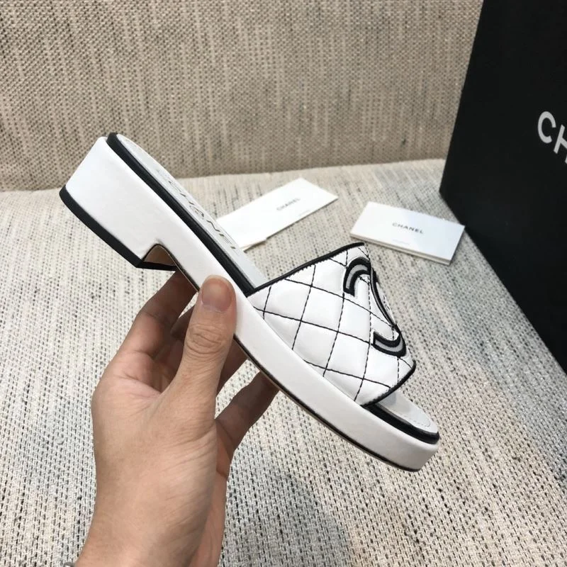1:1 copy Chanel Slippers