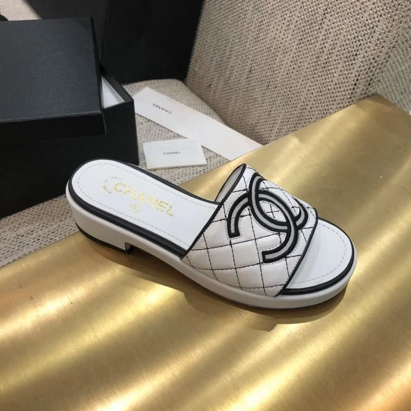 1:1 copy Chanel Slippers