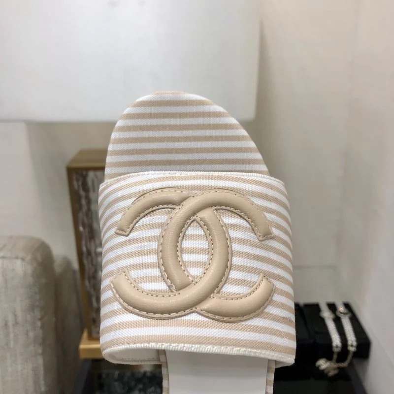1:1 copy Chanel Slippers
