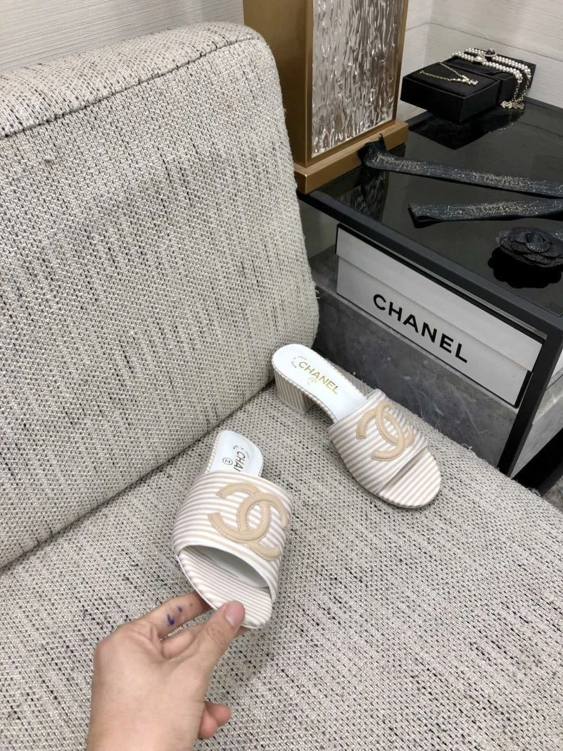1:1 copy Chanel Slippers