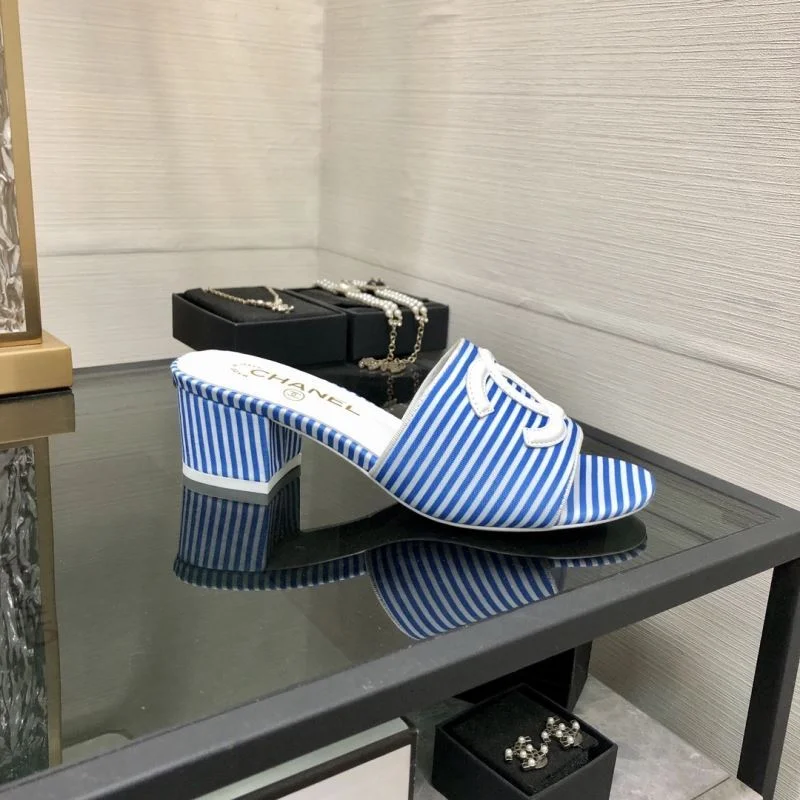 Low-cost Chanel Slippers