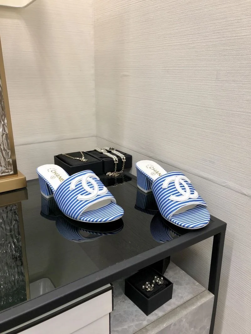 Low-cost Chanel Slippers