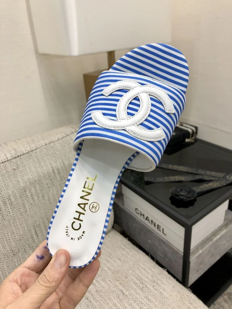 Low-cost Chanel Slippers
