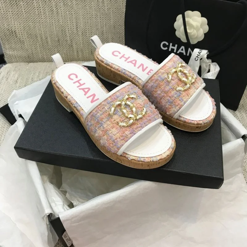 Accurate model Chanel Slippers