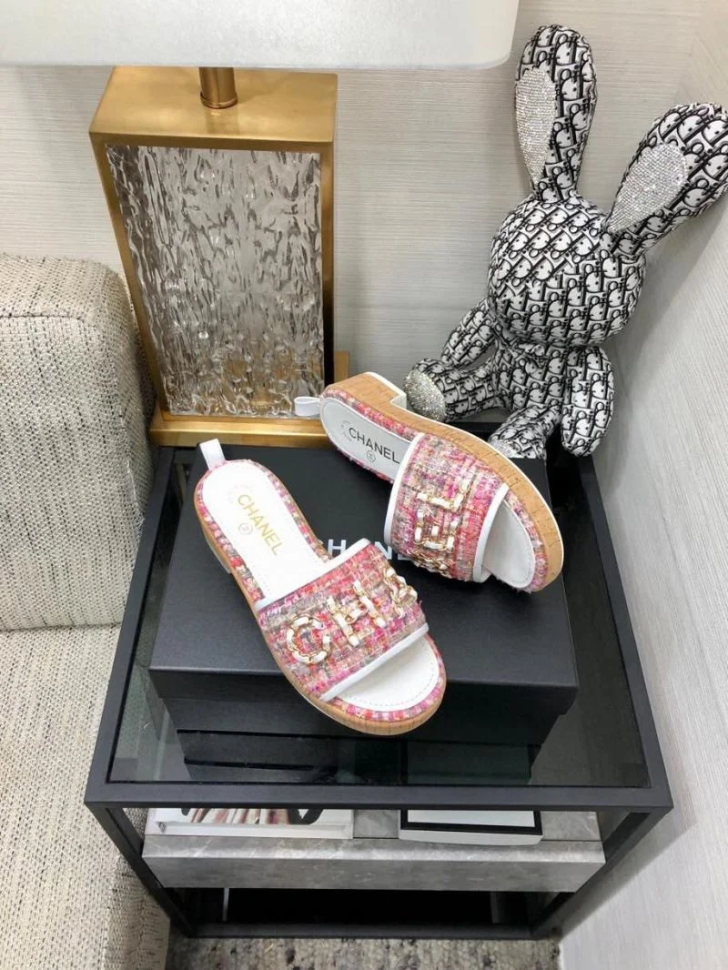 1:1 copy Chanel Slippers