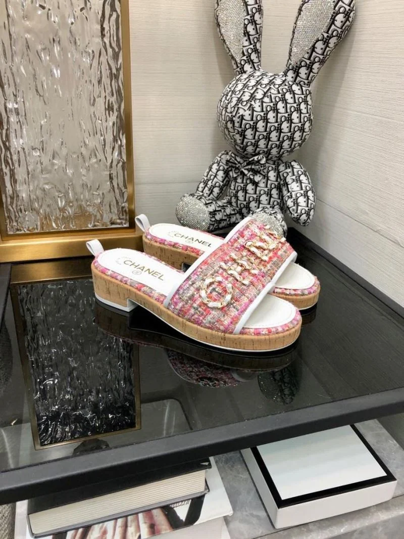 1:1 copy Chanel Slippers