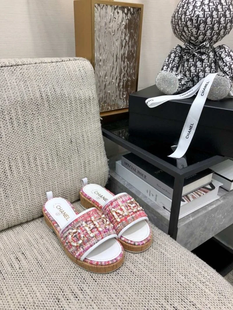 1:1 copy Chanel Slippers