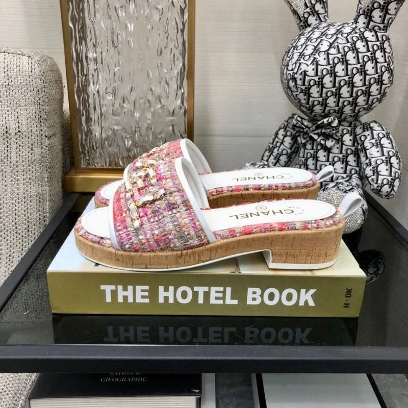 1:1 copy Chanel Slippers
