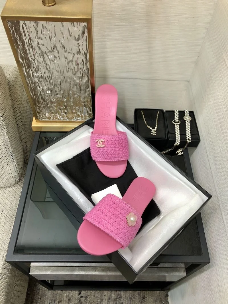 Top match Chanel Slippers