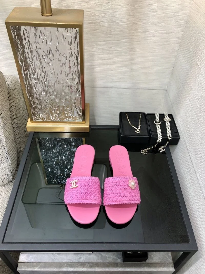 Top match Chanel Slippers