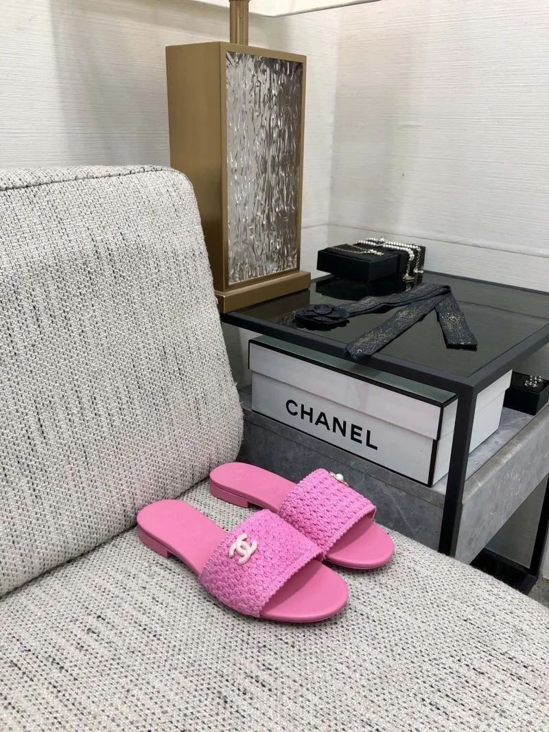 Top match Chanel Slippers