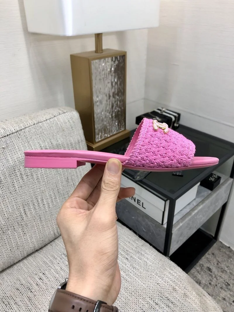 Top match Chanel Slippers