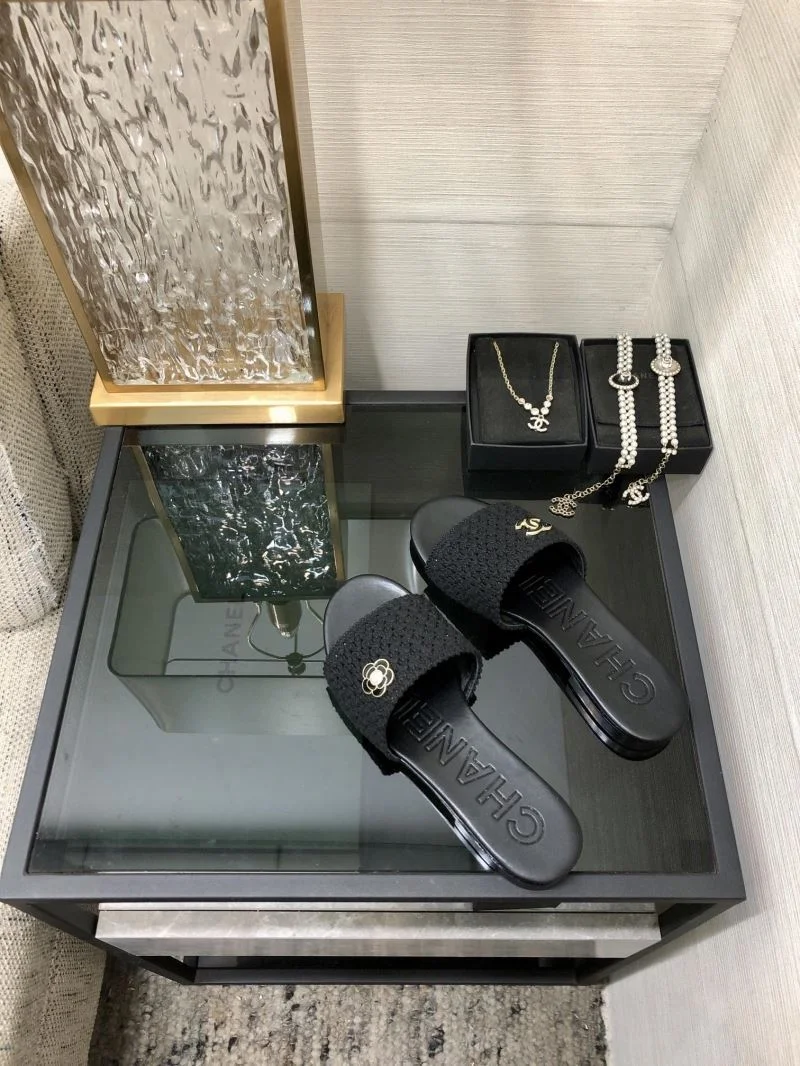Bargain Chanel Slippers