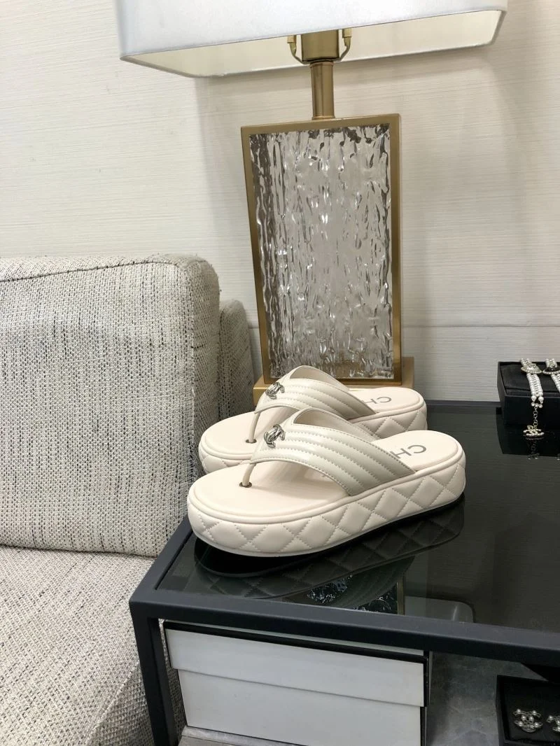 Brand-original Chanel Slippers