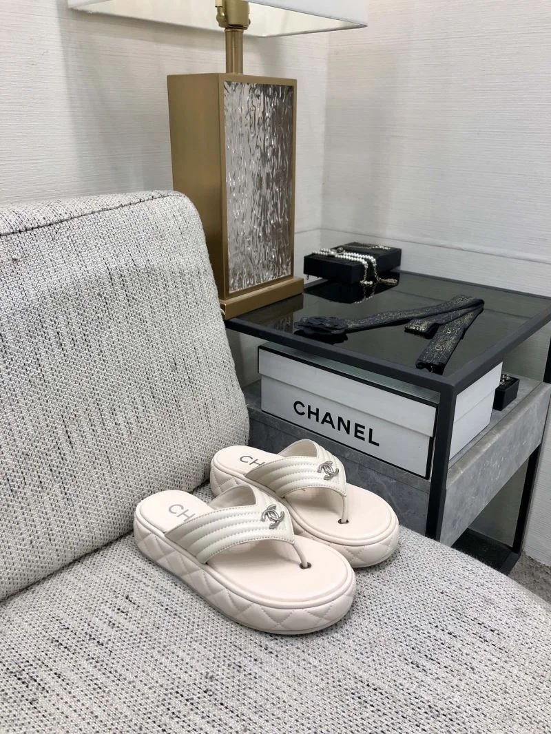 Brand-original Chanel Slippers