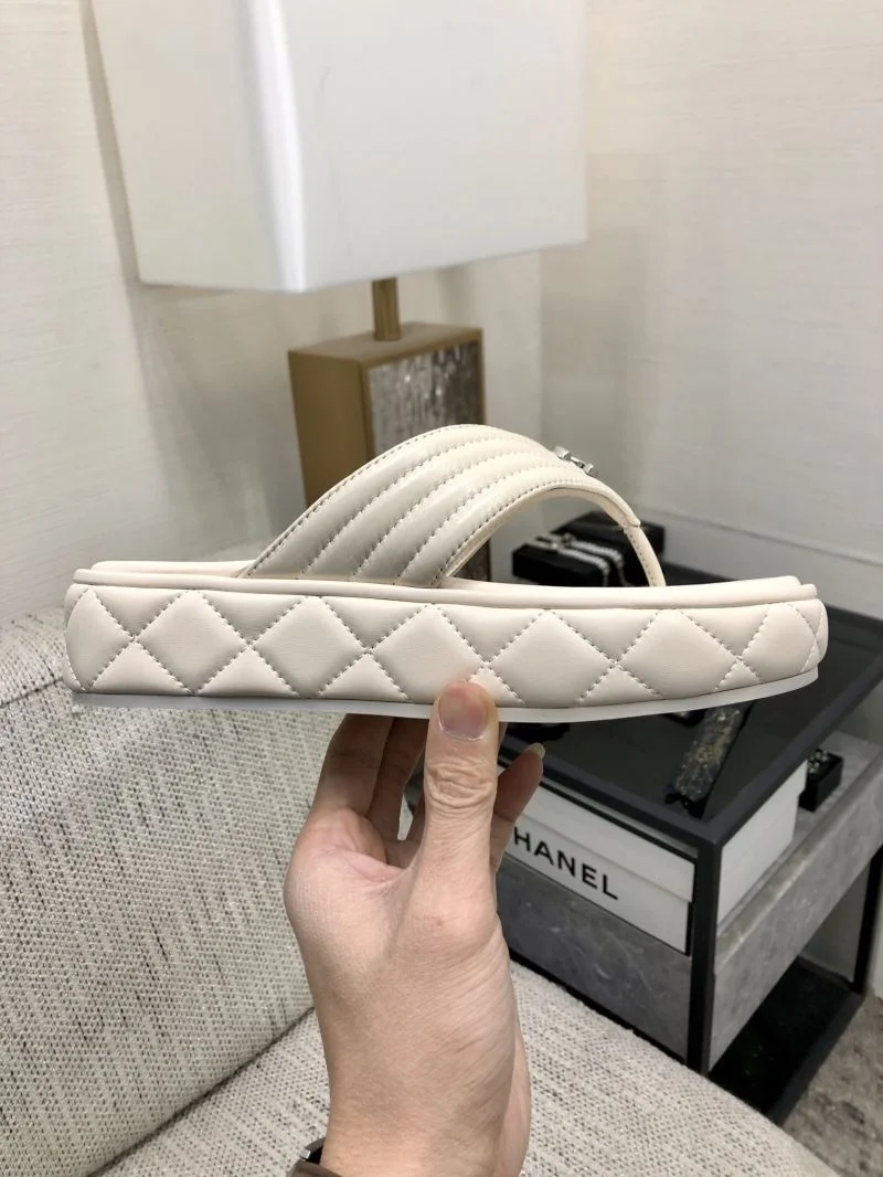 Brand-original Chanel Slippers