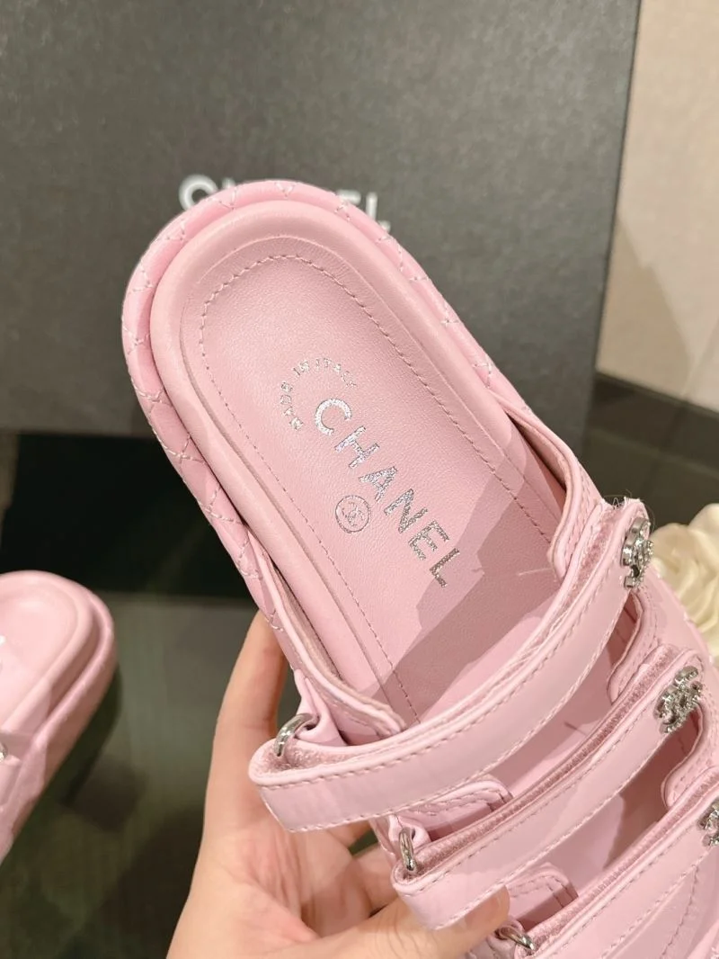 Top match Chanel Slippers