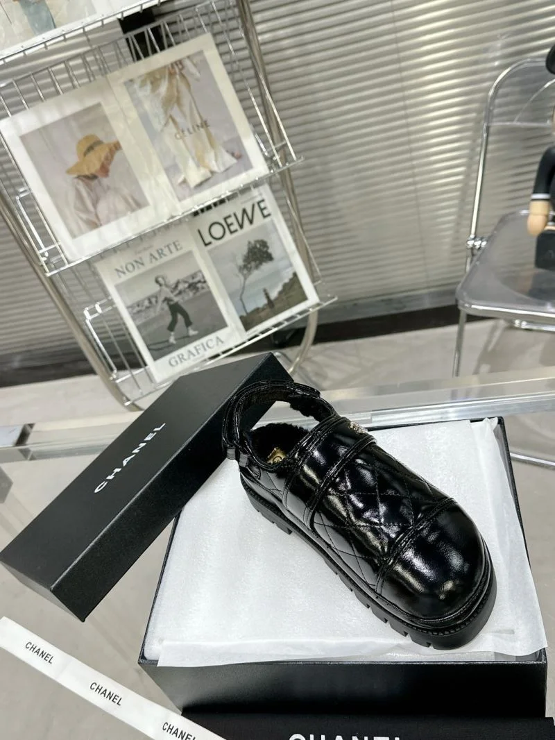 Brand-original Chanel Slippers