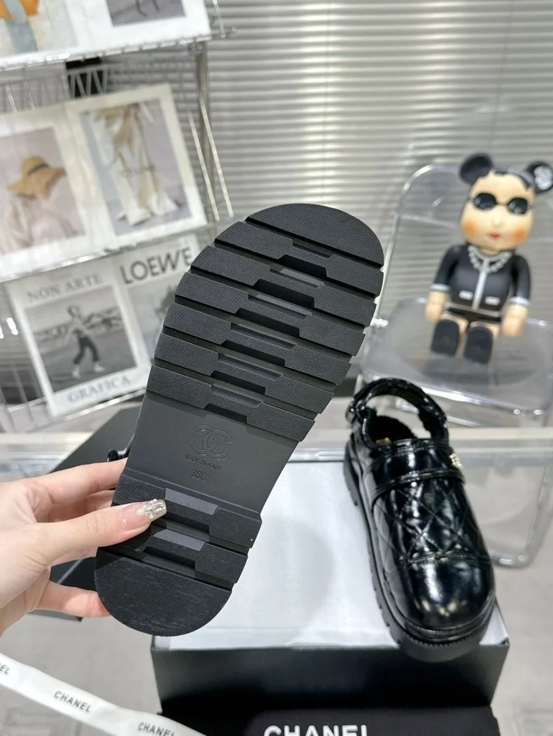 Brand-original Chanel Slippers