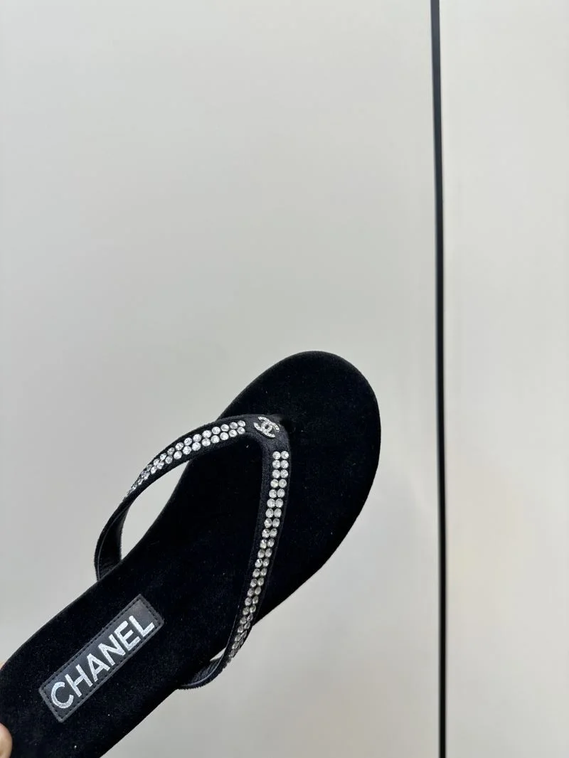 Mirror quality Chanel Slippers