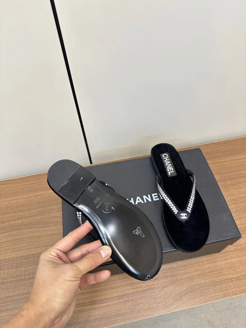 Mirror quality Chanel Slippers