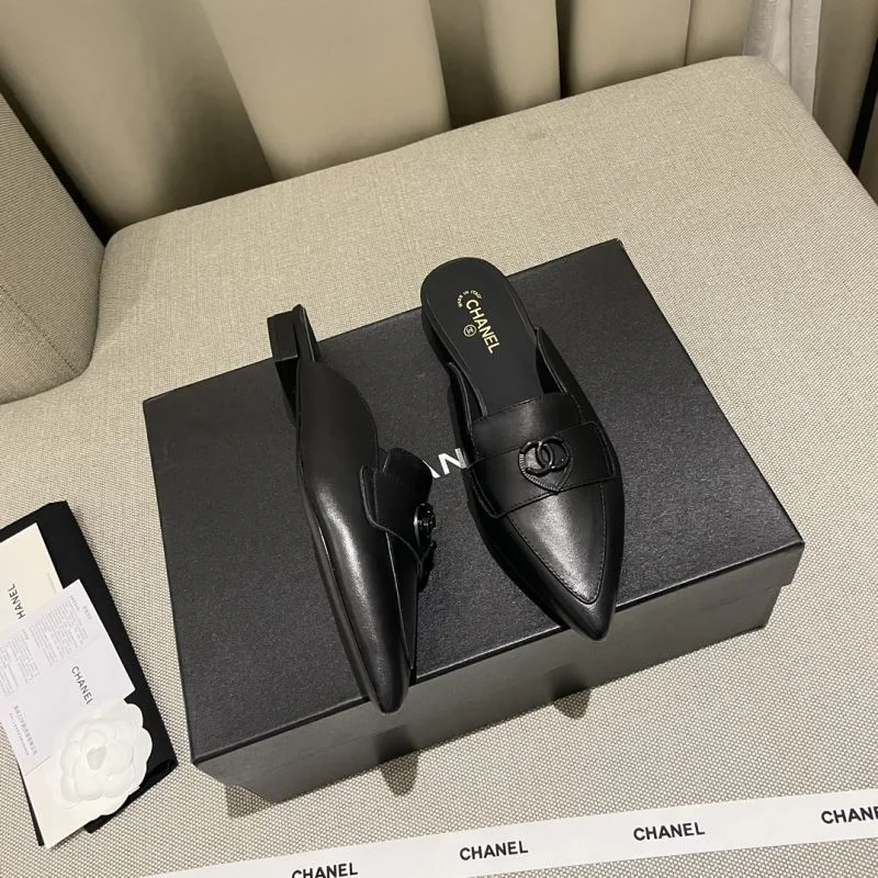 Accurate model Chanel Slippers