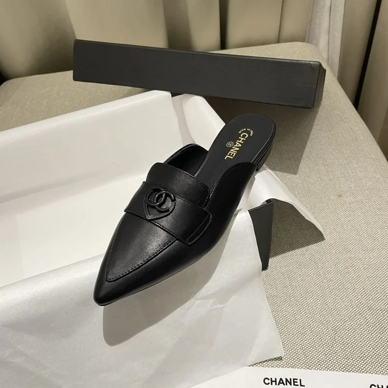 Accurate model Chanel Slippers