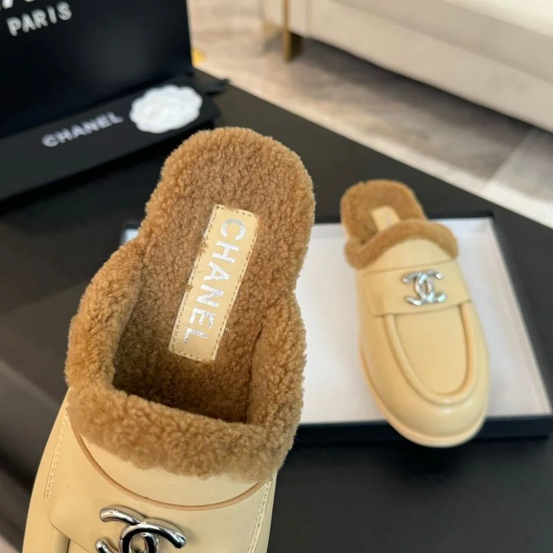 Brand-authenticated Chanel Slippers