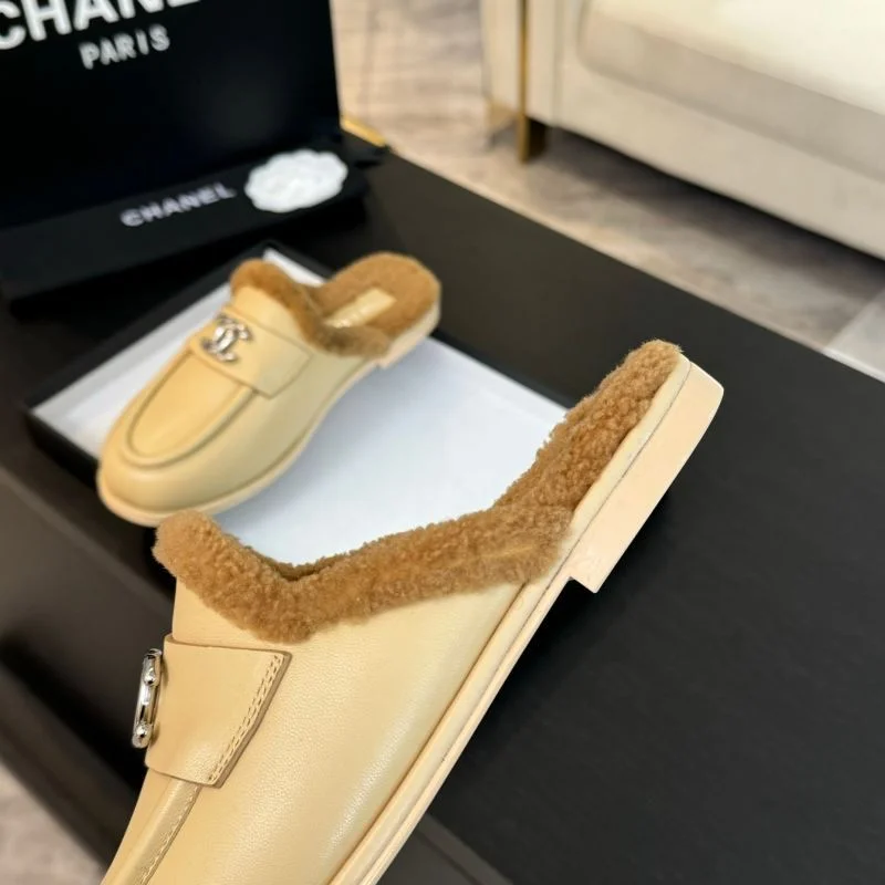 Brand-authenticated Chanel Slippers