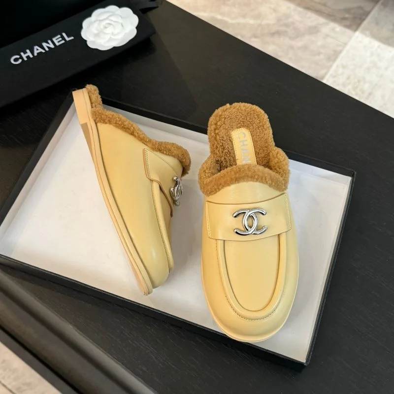 Brand-authenticated Chanel Slippers