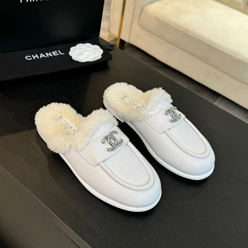 Brand-original Chanel Slippers