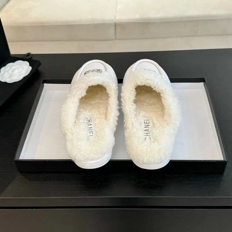 Brand-original Chanel Slippers