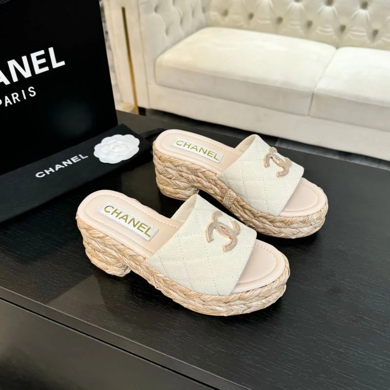 Accurate model Chanel Slippers