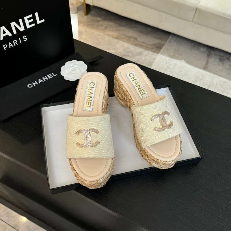 Accurate model Chanel Slippers