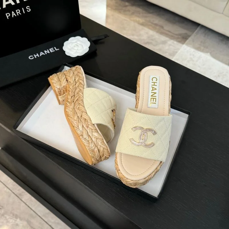 Accurate model Chanel Slippers