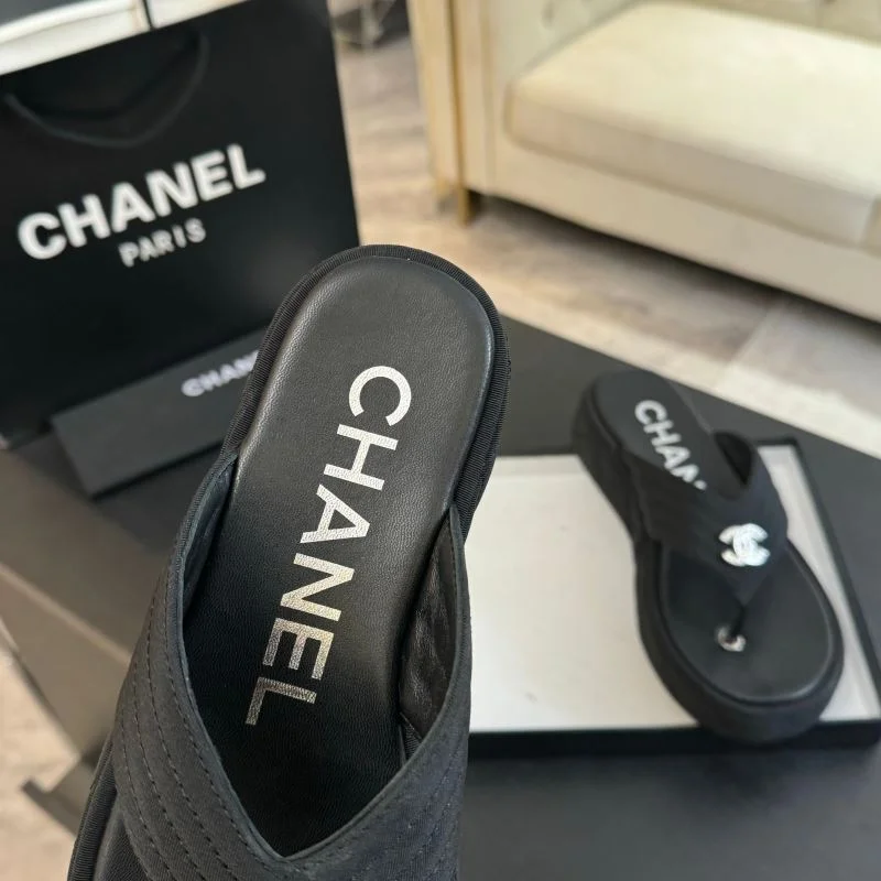1:1 copy Chanel Slippers