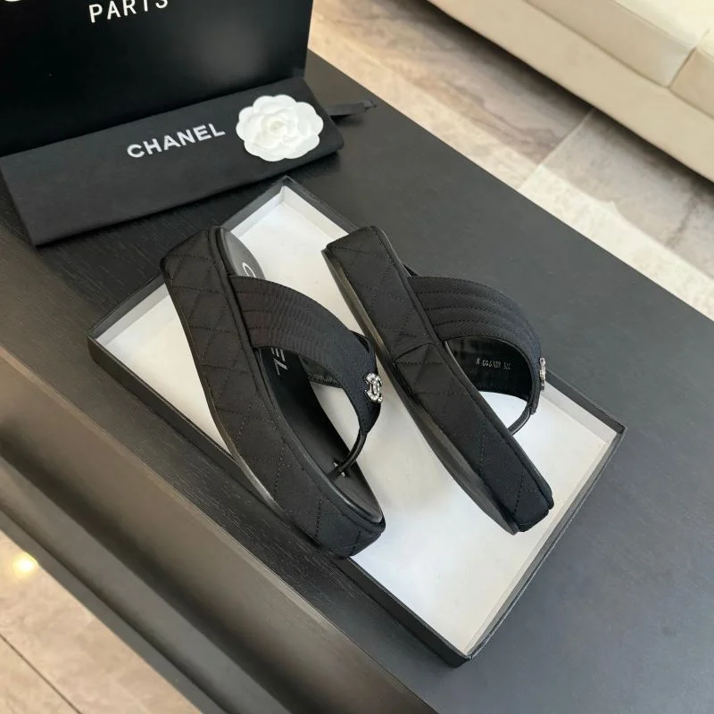 1:1 copy Chanel Slippers