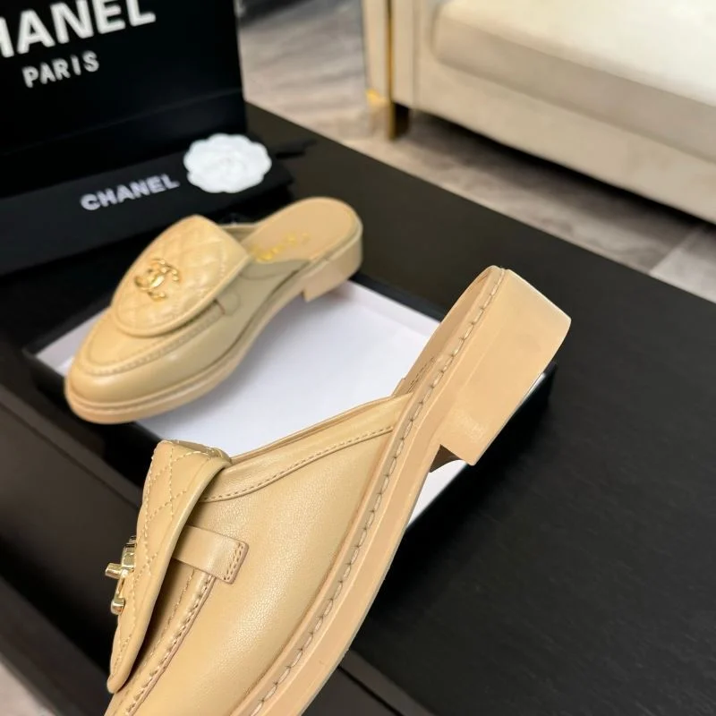 Accurate model Chanel Slippers