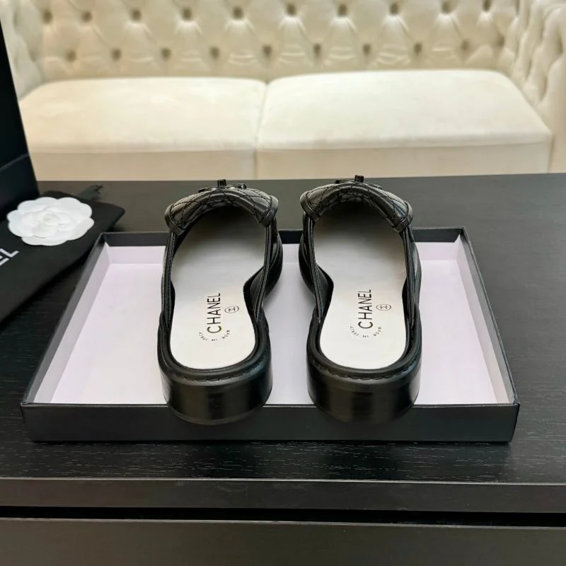 Low-cost Chanel Slippers
