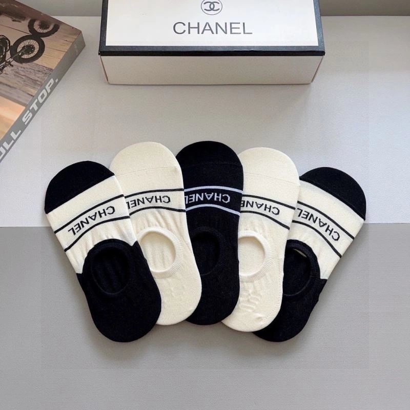 Discounted Chanel Socks