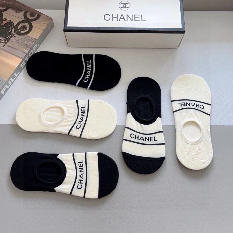 Discounted Chanel Socks
