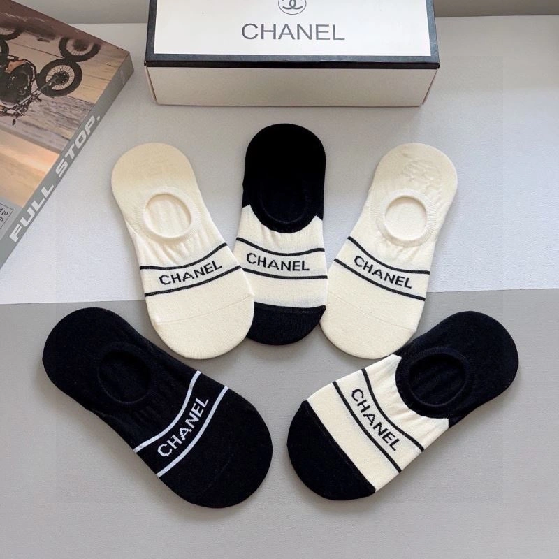 Discounted Chanel Socks
