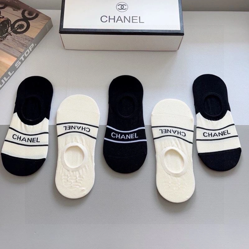 Discounted Chanel Socks