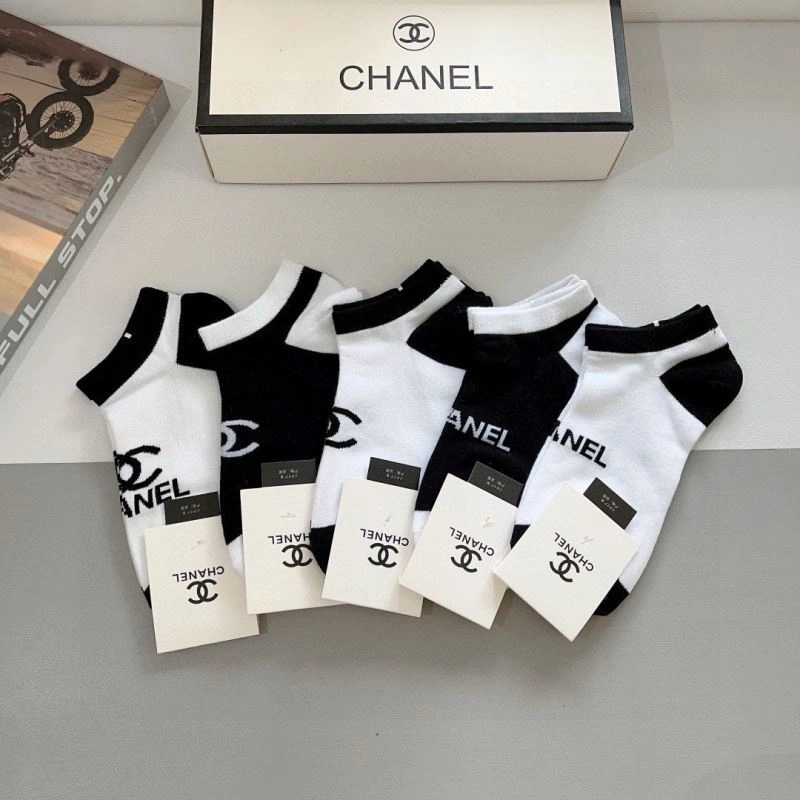 Accurate model Chanel Socks