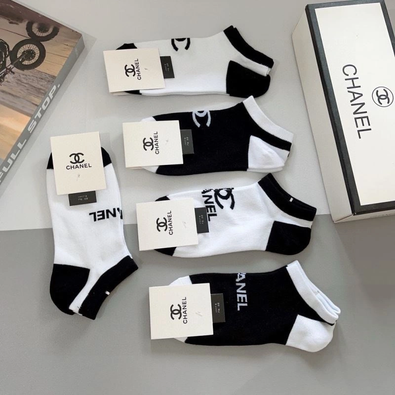 Accurate model Chanel Socks