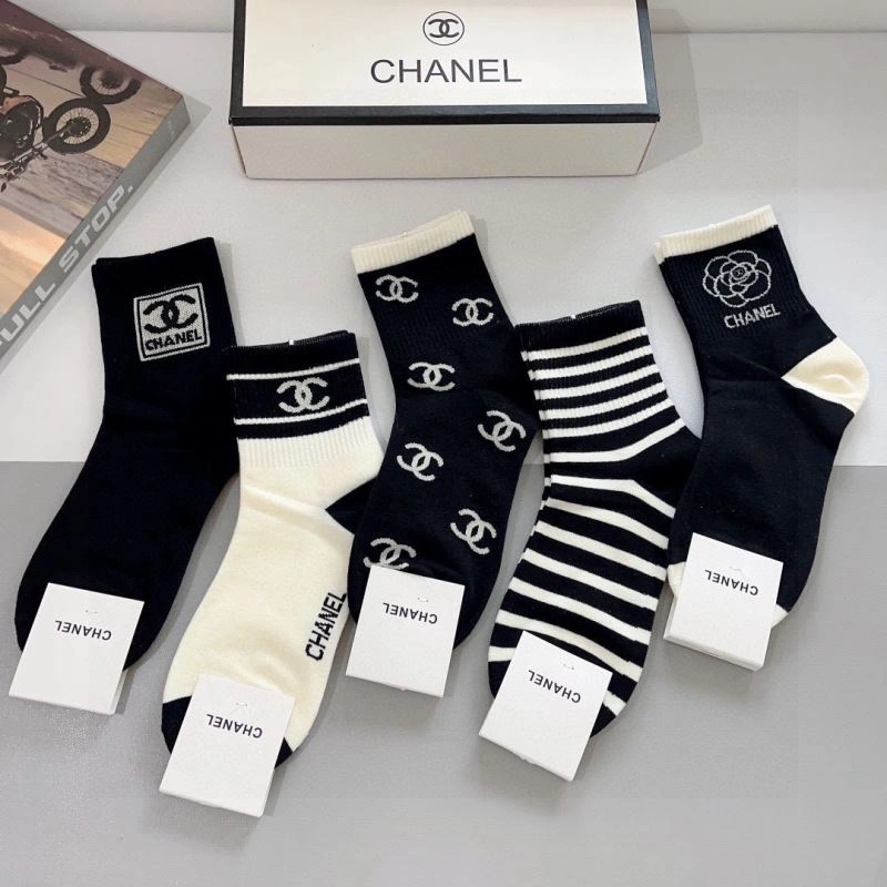 Accurate model Chanel Socks