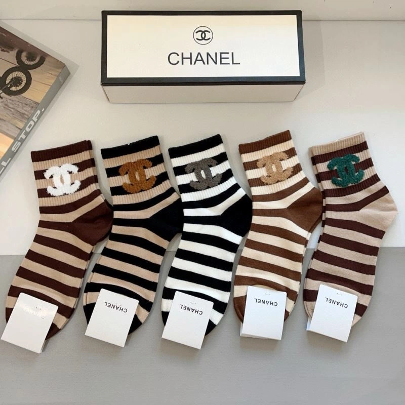 Top match Chanel Socks